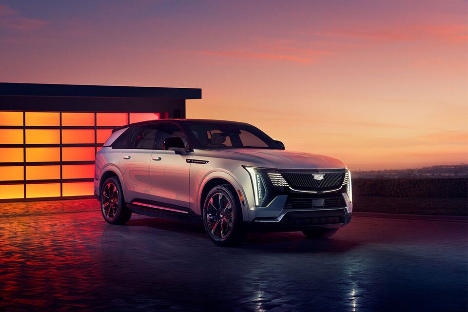 First-Ever Escalade IQ | Full-Size Electric SUV | Cadillac Canada